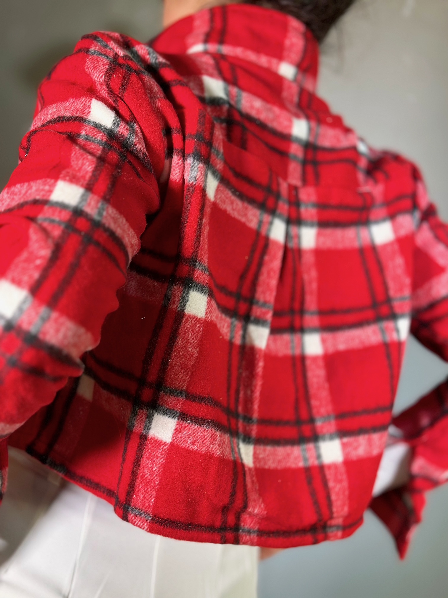 Chaqueta Cropped Square – Zohet