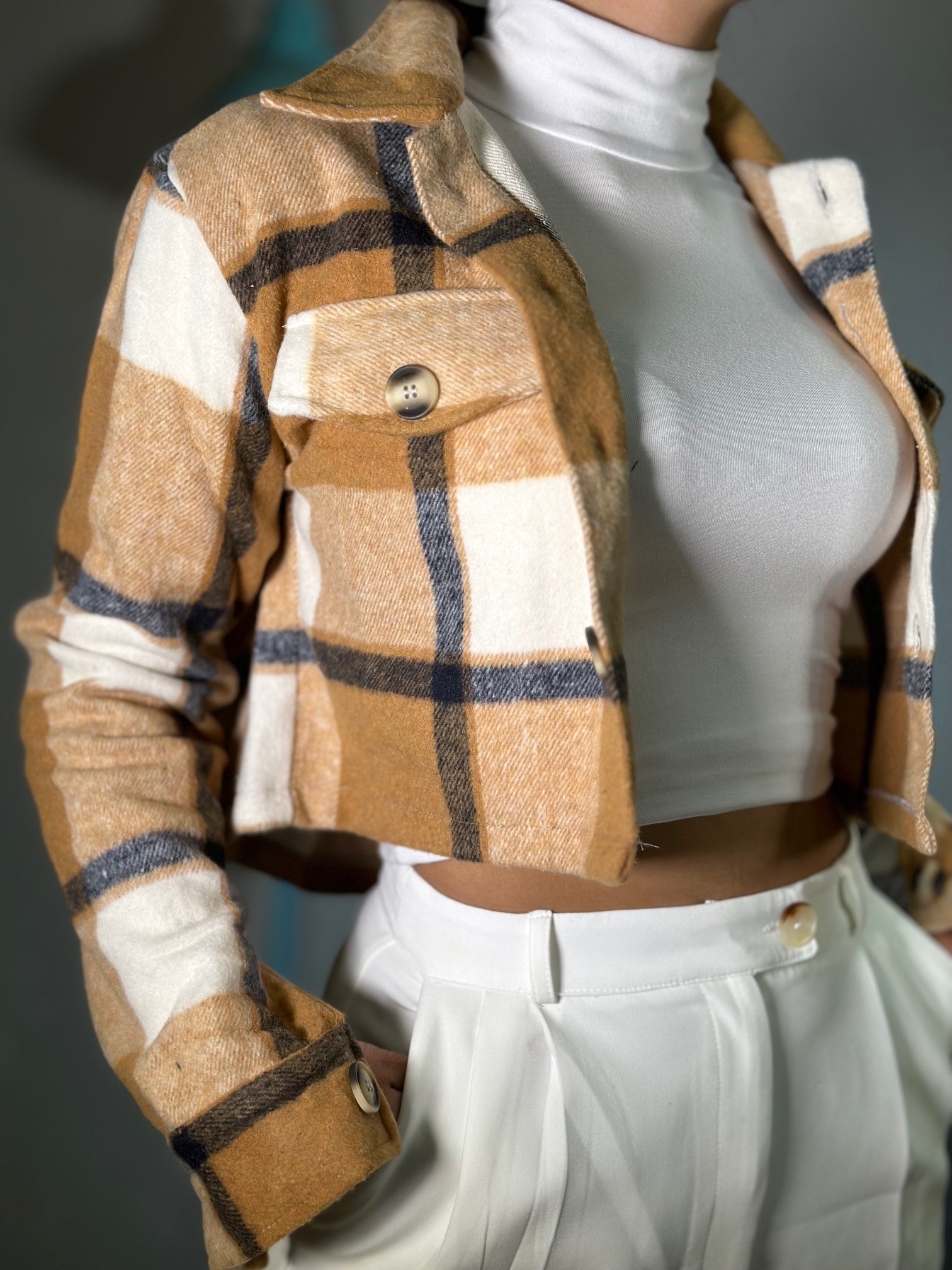 Chaqueta Cropped Square – Zohet